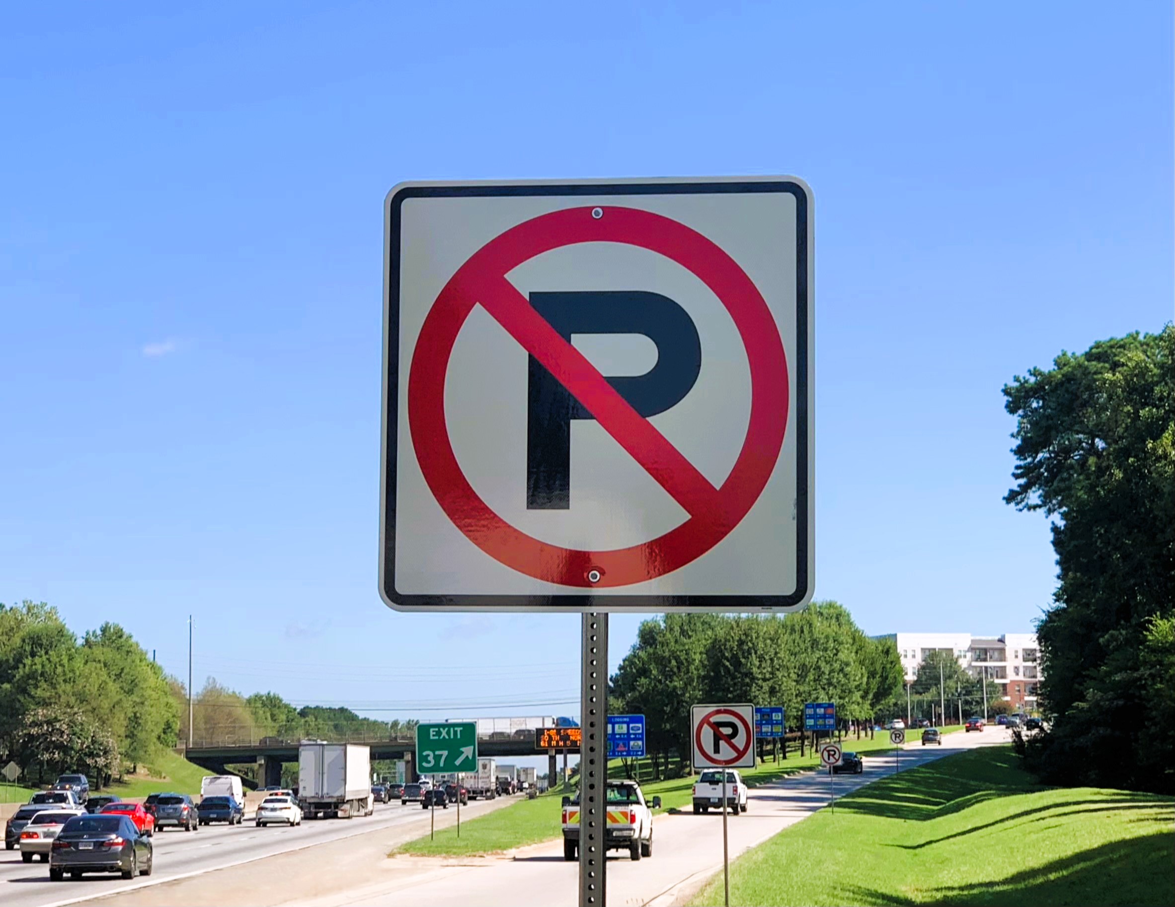 No Parking Signs Installed at I-285 and Lavista Rd and Lawrenceville ...
